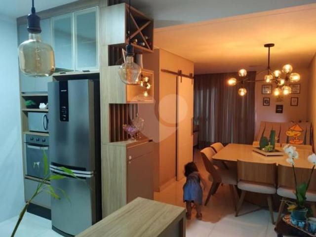 Casa com 3 quartos à venda em Residencial Thina SP