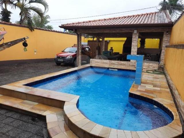 Casa com 3 quartos à venda em Rio da praia SP