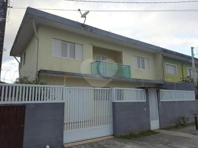 Casa com 3 quartos à venda em Rio da praia SP