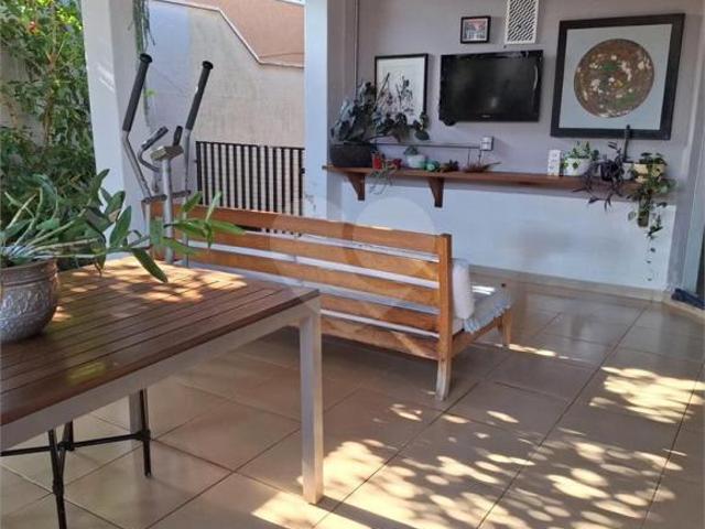 Casa com 3 quartos à venda em Ribeirânia SP