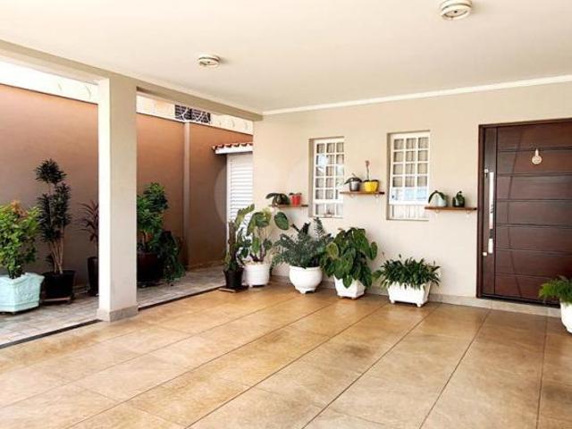 Casa com 3 quartos à venda em Ribeirânia SP