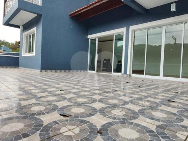 Casa com 3 quartos à venda em Roseira SP