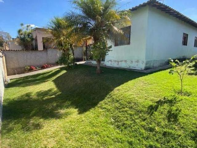 Casa com 3 quartos à venda em Santa Luzia, no bairro Idulipê
