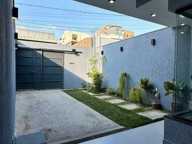 Casa com 3 quartos à venda em Santa Luzia, no bairro Liberdade