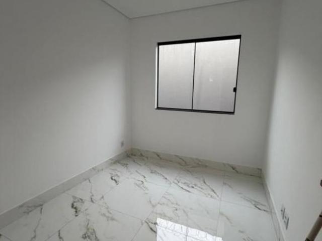 Casa com 3 quartos à venda em Santa Luzia, no bairro Novo Centro