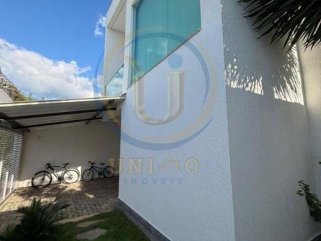 Casa com 3 quartos à venda em Santa Luzia, no bairro Vale Dos Coqueiros
