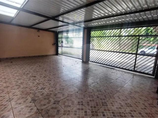 Casa à venda com 3 quartos, sendo 1 suíte, em Santo Amaro, São Paulo SP