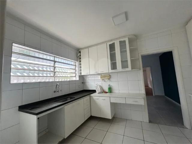 Casa à venda com 3 quartos, sendo 1 suíte, em Santo Amaro, São Paulo SP