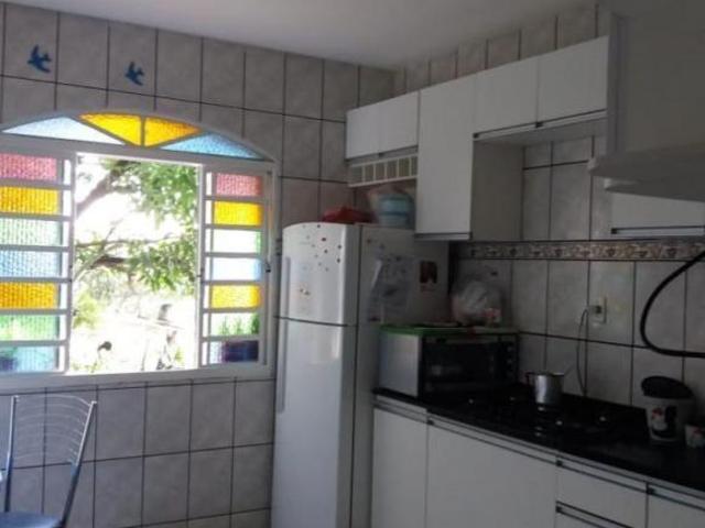 Casa com 3 quartos à venda em Sabará, no bairro Morro São Francisco