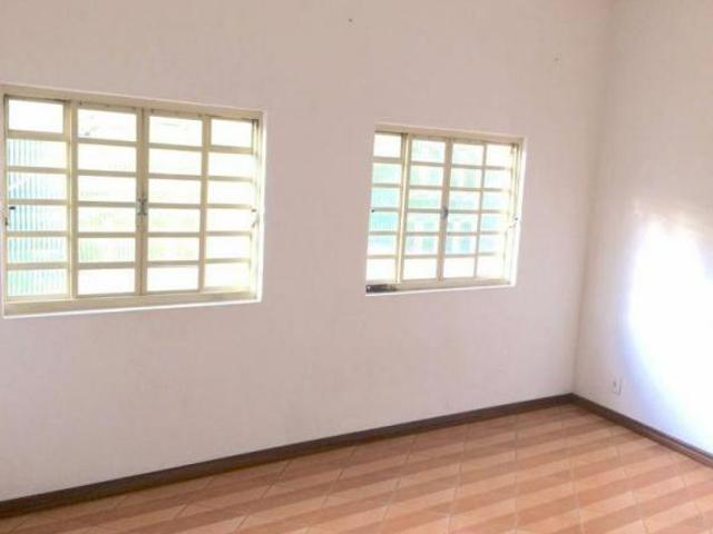 Casa com 3 quartos à venda em Sabará, no bairro Nações Unidas