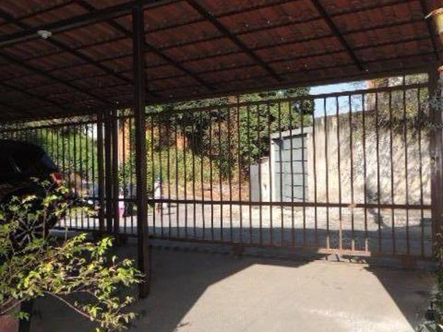 Casa com 3 quartos à venda em Sabará, no bairro Nossa Senhora Do Ó