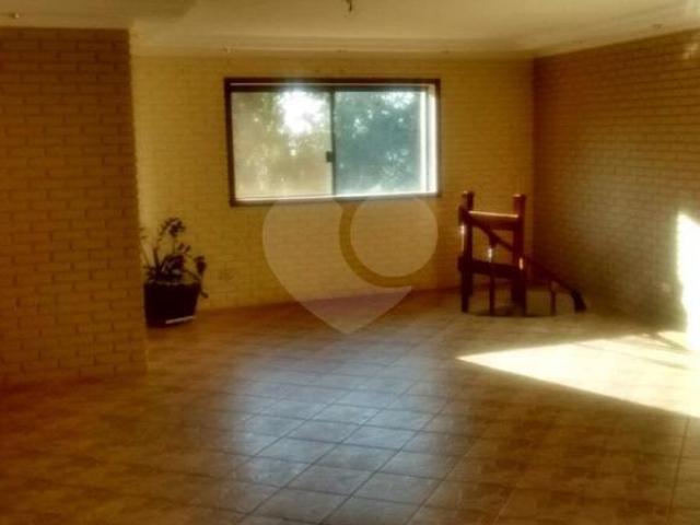 Casa com 3 quartos à venda em Serra da cantareira SP