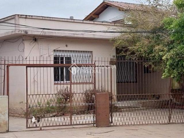Casa com 3 quartos a venda na zona sul