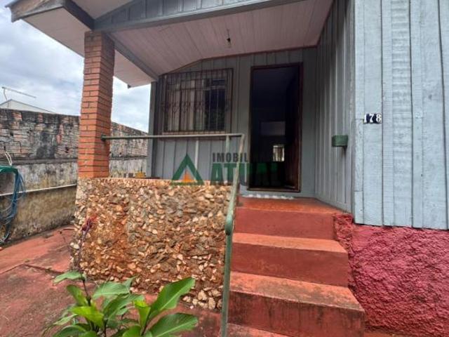CASA COM 3 QUARTOS A VENDA NA REGIÃO OESTE