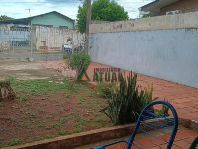 CASA COM 3 QUARTOS A VENDA NA REGIÃO LESTE