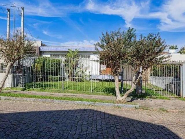 Casa com 3 quartos à venda no Três Figueiras, Porto Alegre