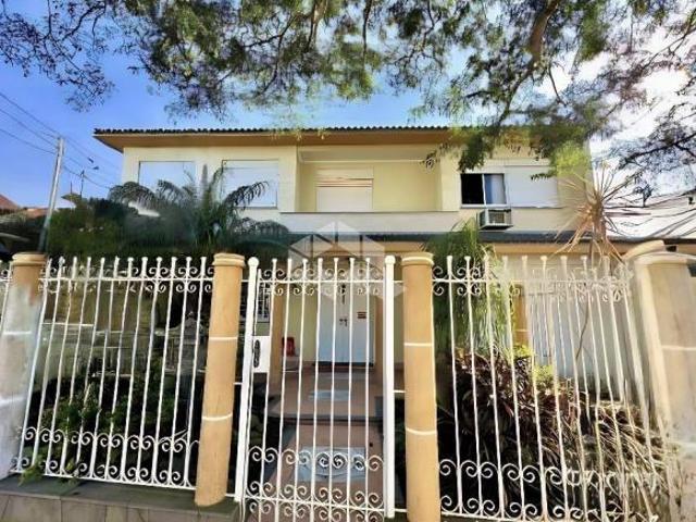 Casa com 3 quartos à venda no bairro Camobi em Santa Maria