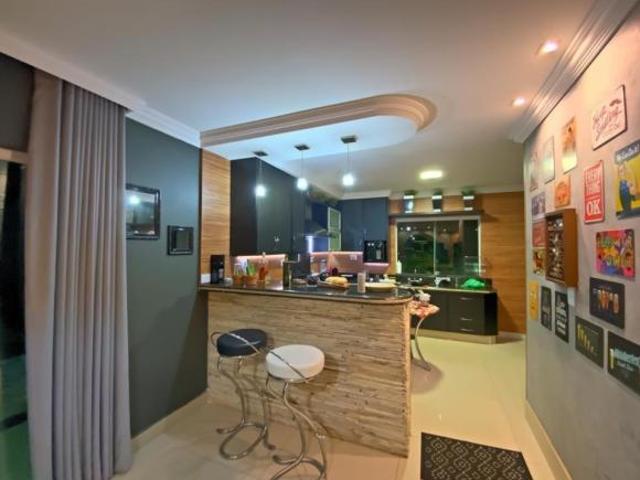 Casa com 3 quartos à venda no Bairro Cidade Jardim Uberlândia/MG