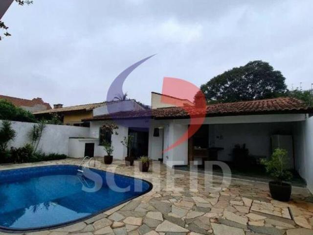 Casa com 3 quartos a venda no Bairro de Interlagos