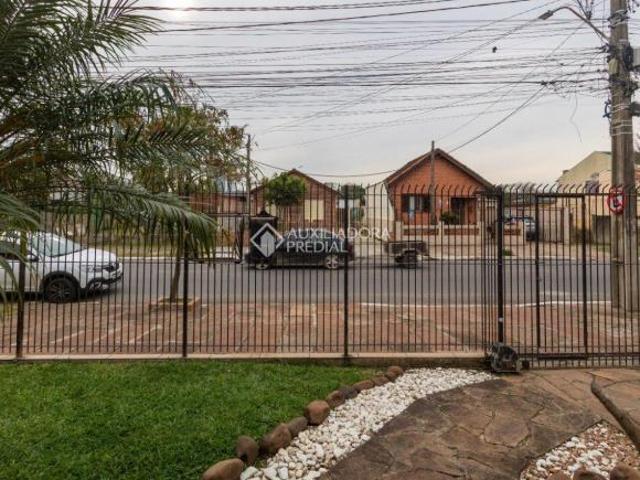 Casa com 3 quartos a venda no bairro Fatima com 100m²
