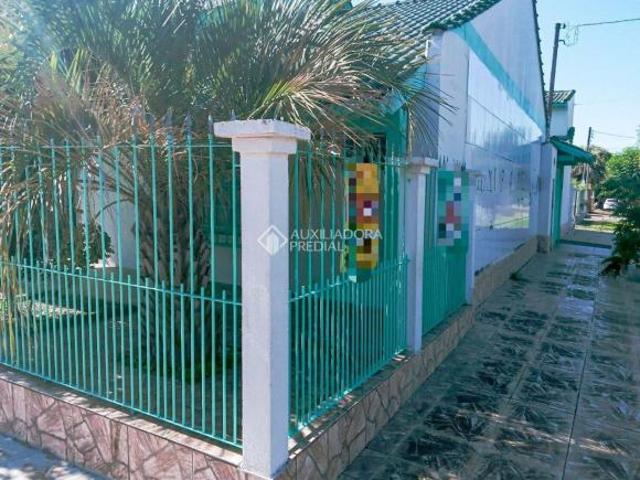 Casa com 3 Quartos à Venda no bairro Harmonia com 360m²