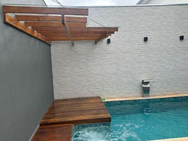 Casa com 3 quartos à venda no Bairro Jardim Botânico Uberlândia/MG