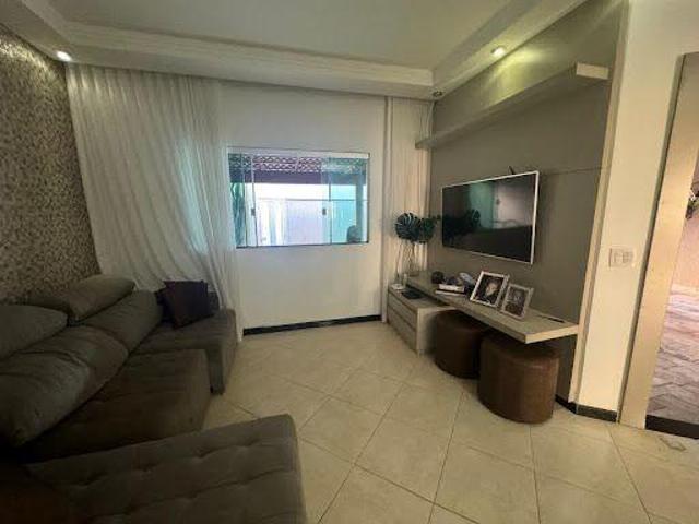 Casa com 3 quartos à venda no Bairro Jardim Patrícia Uberlândia/MG