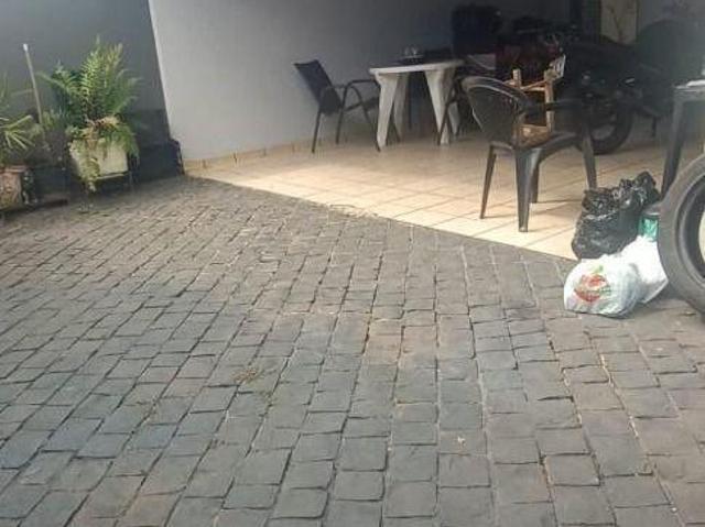 Casa com 3 quartos à venda no Bairro Jardim Patrícia Uberlândia/MG