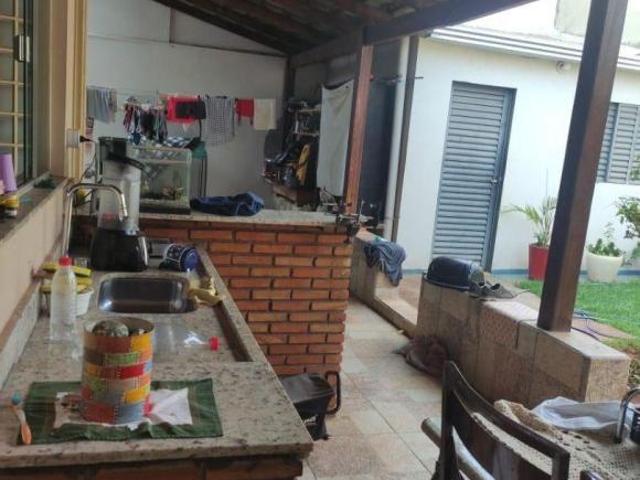 Casa com 3 quartos à venda no Bairro Jardim Patrícia Uberlândia/MG