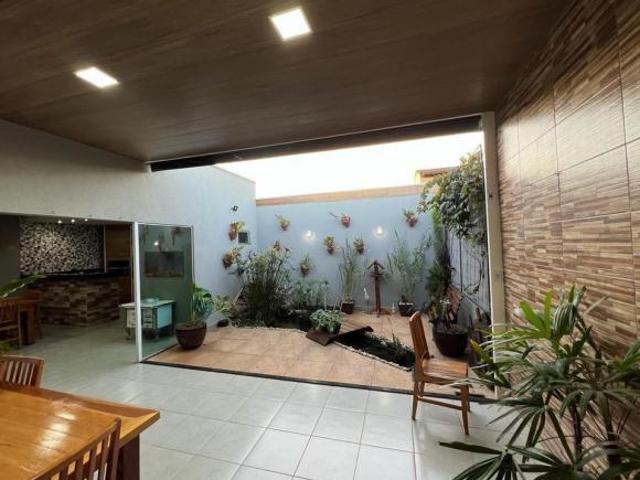 Casa com 3 quartos à venda no Bairro Morumbi Uberlândia/MG