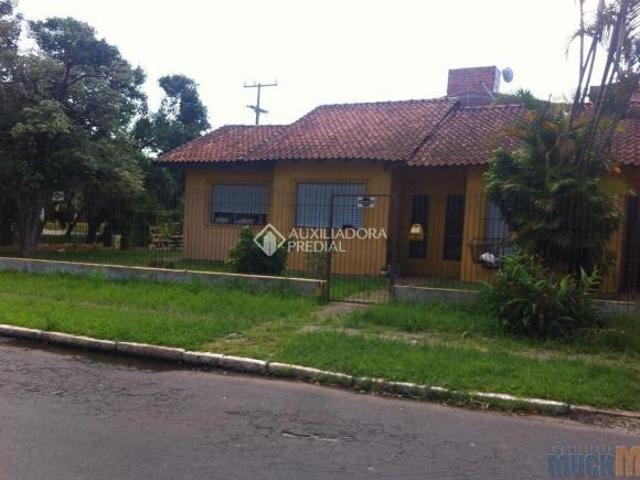 Casa com 3 Quartos à Venda no bairro São José com 125m²