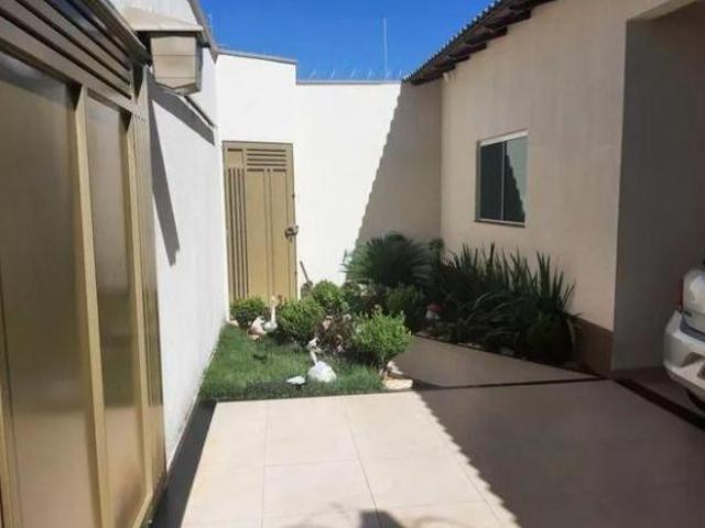 Casa com 3 quartos à venda no Bairro Santa Rosa Uberlândia/MG