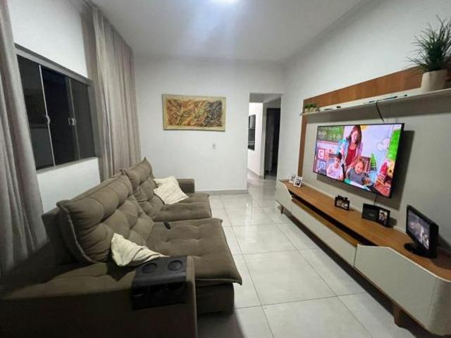 Casa com 3 quartos à venda no Bairro Planalto Uberlândia/MG