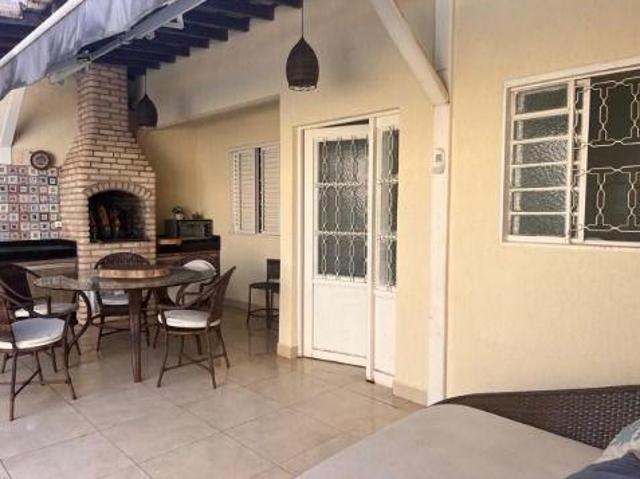 Casa com 3 quartos à venda no Bairro Residencial Gramado Uberlândia/MG