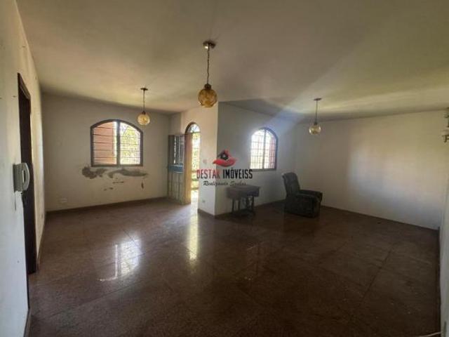Casa com 3 quartos à venda no Bairro Tabajaras Uberlândia/MG