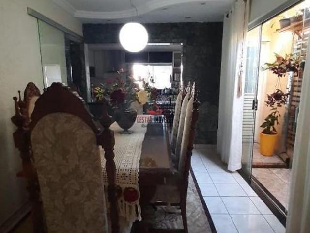 Casa com 3 quartos à venda no Bairro Taiaman Uberlândia/MG