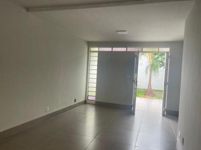 Casa com 3 quartos à venda no Bairro Vigilato Pereira Uberlândia/MG