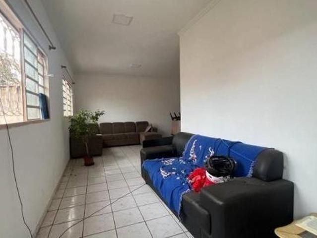 Casa com 3 quartos à venda no Bairro Vigilato Pereira Uberlândia/MG