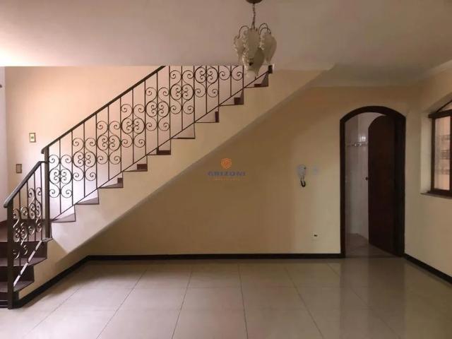 Casa com 3 quartos à venda no bairro Vila Mesquita