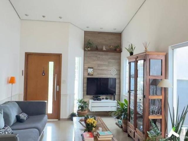 Casa com 3 Quartos à venda no Condomínio Golden Park Residence, no Bairro Parque São Bento, em Soroc