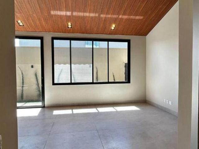 Casa com 3 quartos à venda, no Condomínio Tamboré Uberlândia/MG