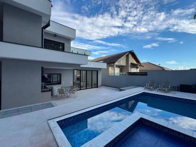 Casa com 3 quartos à venda, R$ 2.150.000 Jandira/SP
