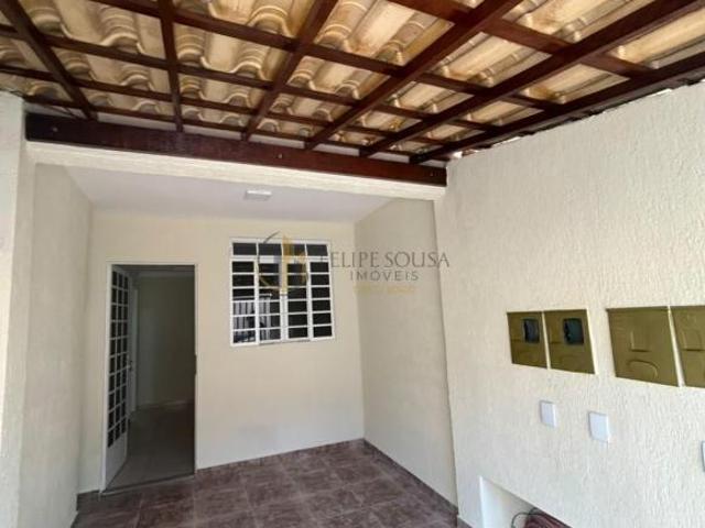 CASA COM 3 QUARTOS A POUCOS METROS DA AV JOSE INACIO FILHO 3 QUARTOS E 2 BANHEIROS