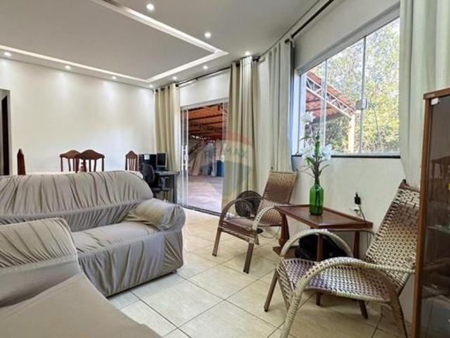 CASA COM 3 QUARTOS + APARTAMENTO INDEPENDENTE À VENDA NO GUARÁ 2 | CONDOMÍNIO FECHADO | DUPLA RENDA