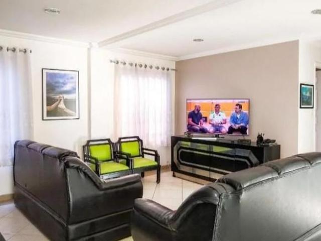 Casa com 3 quartos, Bairro Capela do Socorro SP Leia a descrição