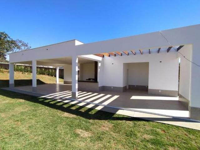Casa com 3 quartos e 400 m² à venda em Lagoa Santa