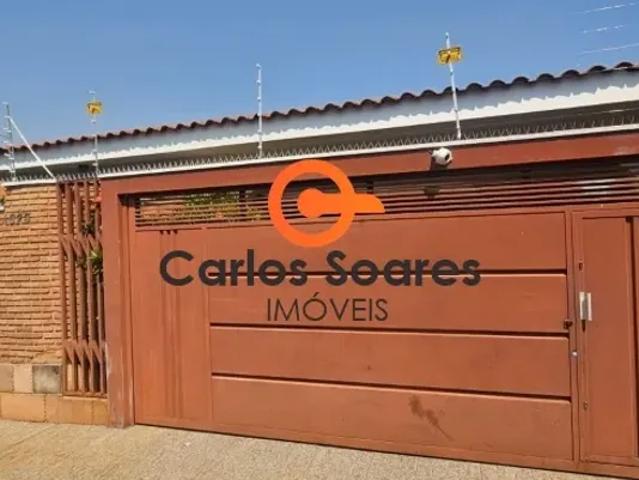 Casa com 3 Quartos e 4 banheiros à Venda, 282 m² por R$ 1.000.000