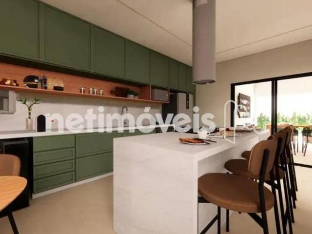 Casa com 3 Quartos e 4 banheiros à Venda, 290 m²  por R$1.390.000,00