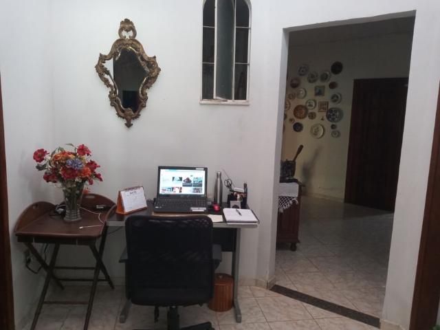 Casa com 3 Quartos e 4 banheiros à Venda, 358 m² por R$ 480.000