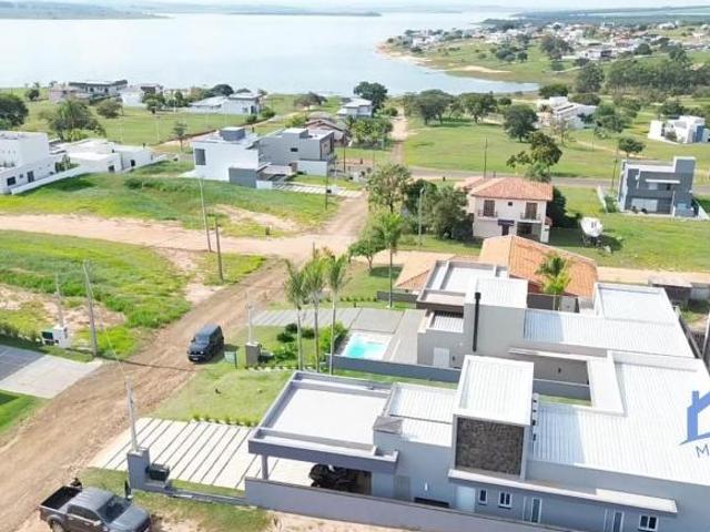 Casa com 3 Quartos e 4 banheiros à Venda, 450 m² por R$ 1.380.000 Cód. ch2288